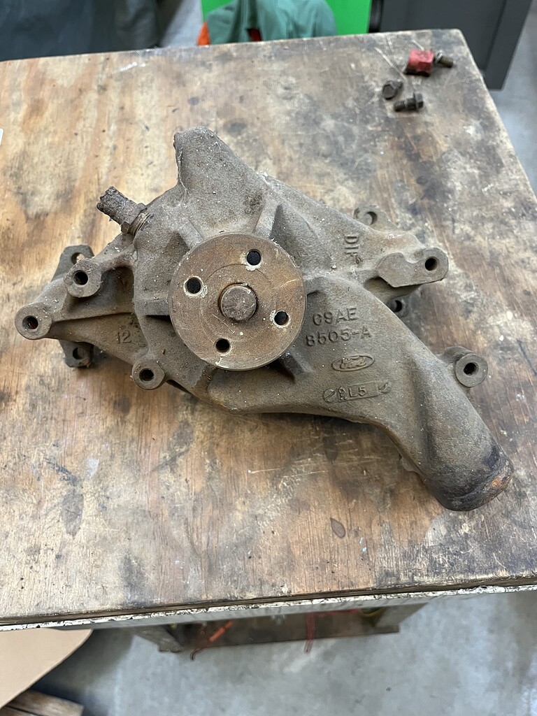 428CJ SCJ 390GT Water Pump Cores C9AE-A Castings various dates. Look ...