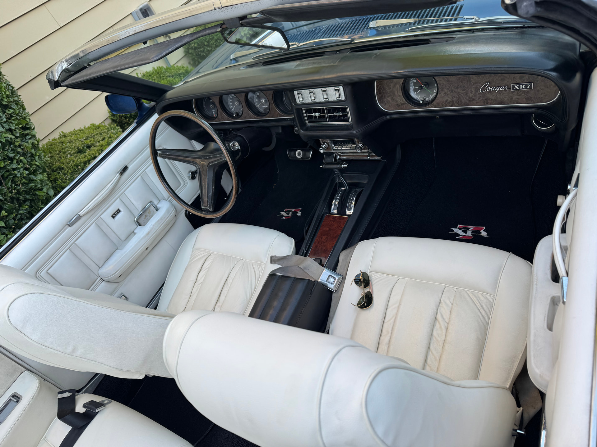 1970 XR-7 convertible top switch woes - Classic Cougar Maintenance ...